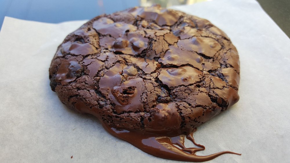 Seattle’s Hello Robin cookie shop opens second location at U Village