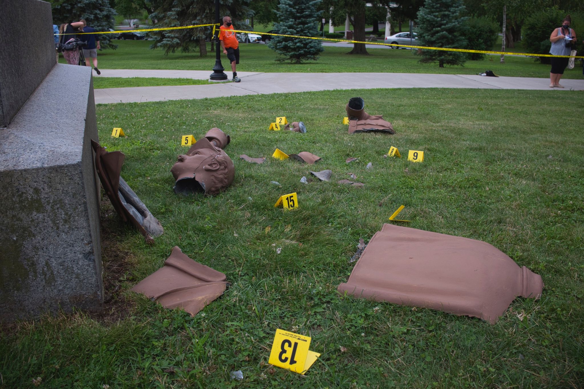 Civil War soldier statue toppled, broken apart in Congress Park