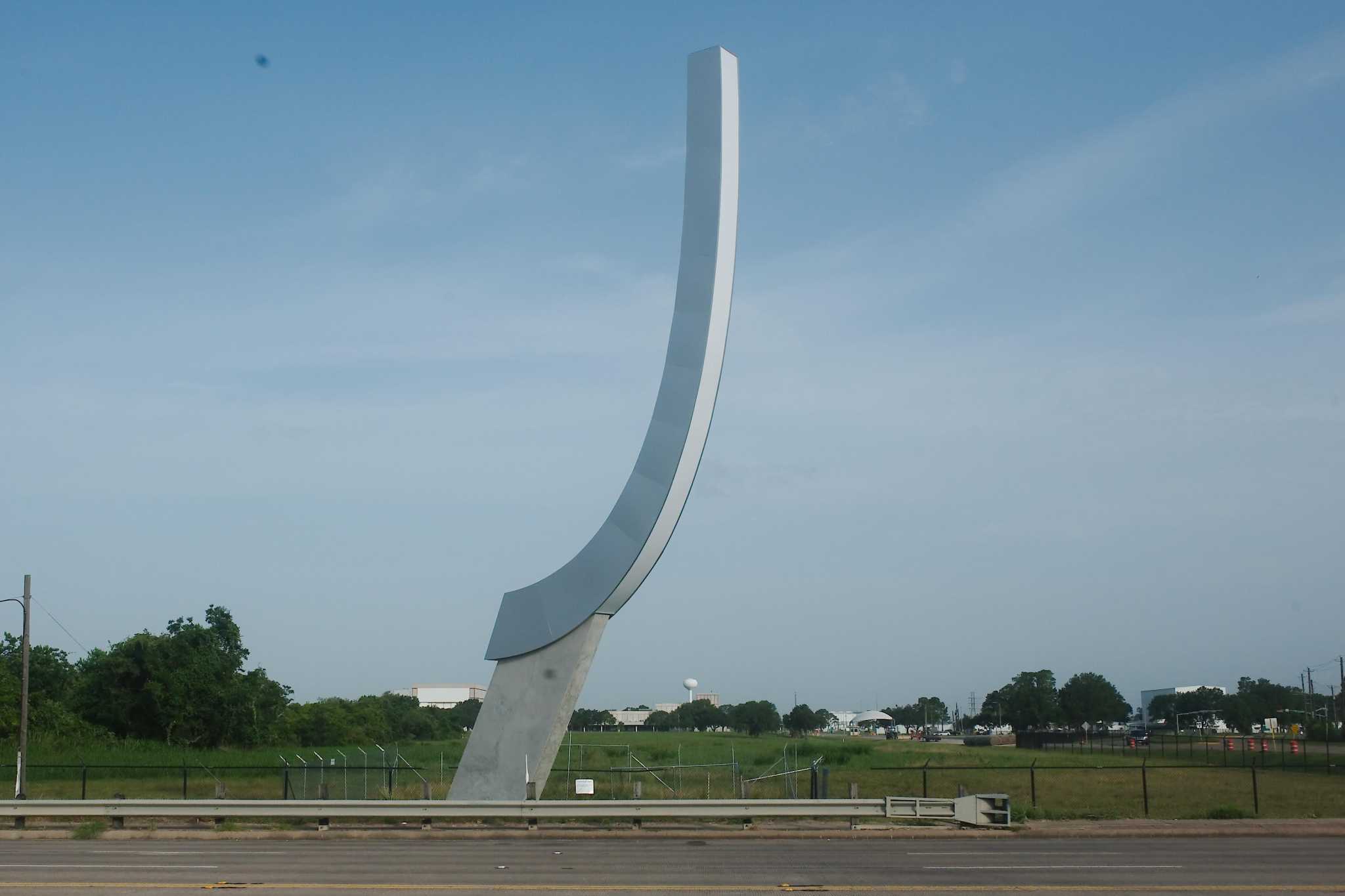 Soaring Monument Commemorates Nassau Bays Bond With Nasa