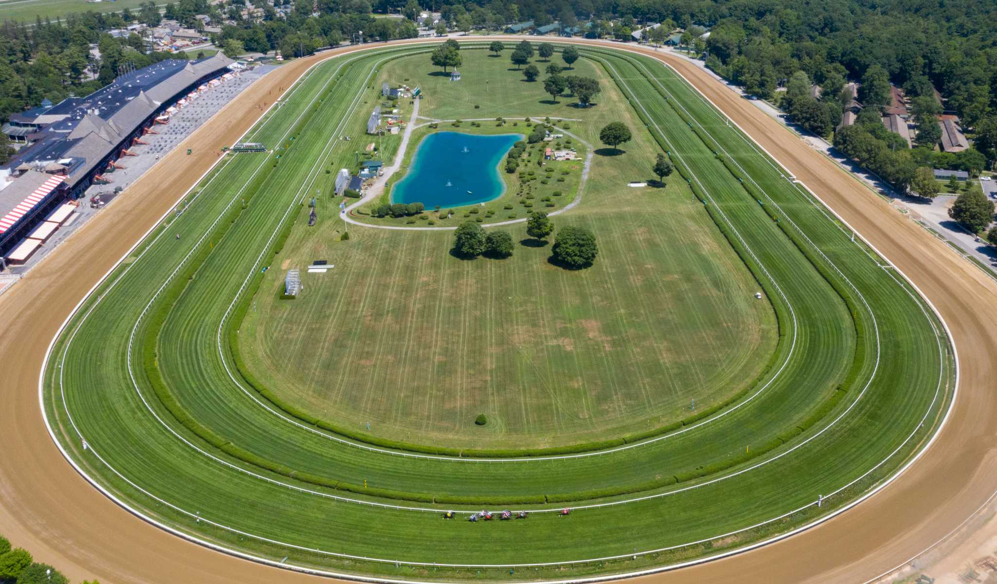 NYRA to host dog adoption series