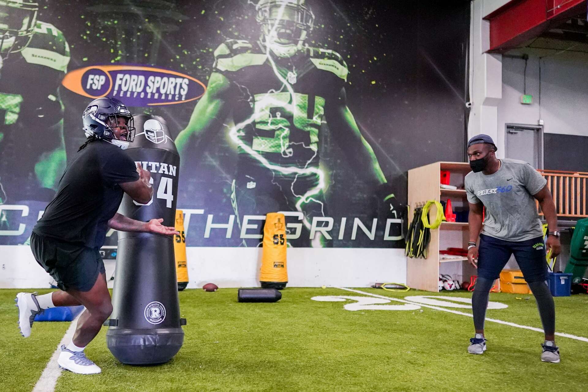 Inside Sack360: Ex-Seattle Seahawks star Cliff Avril hopes to establish ...