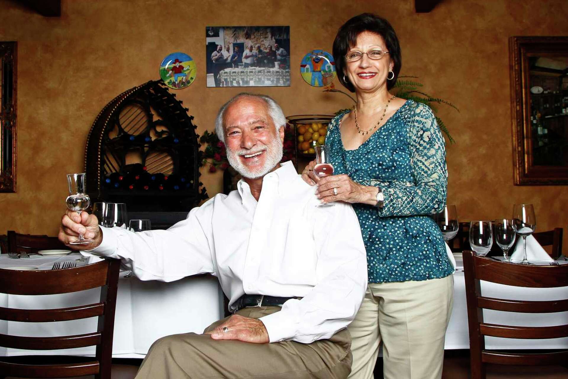 Legendary Houston restaurateur Vincent Mandola dies at 77