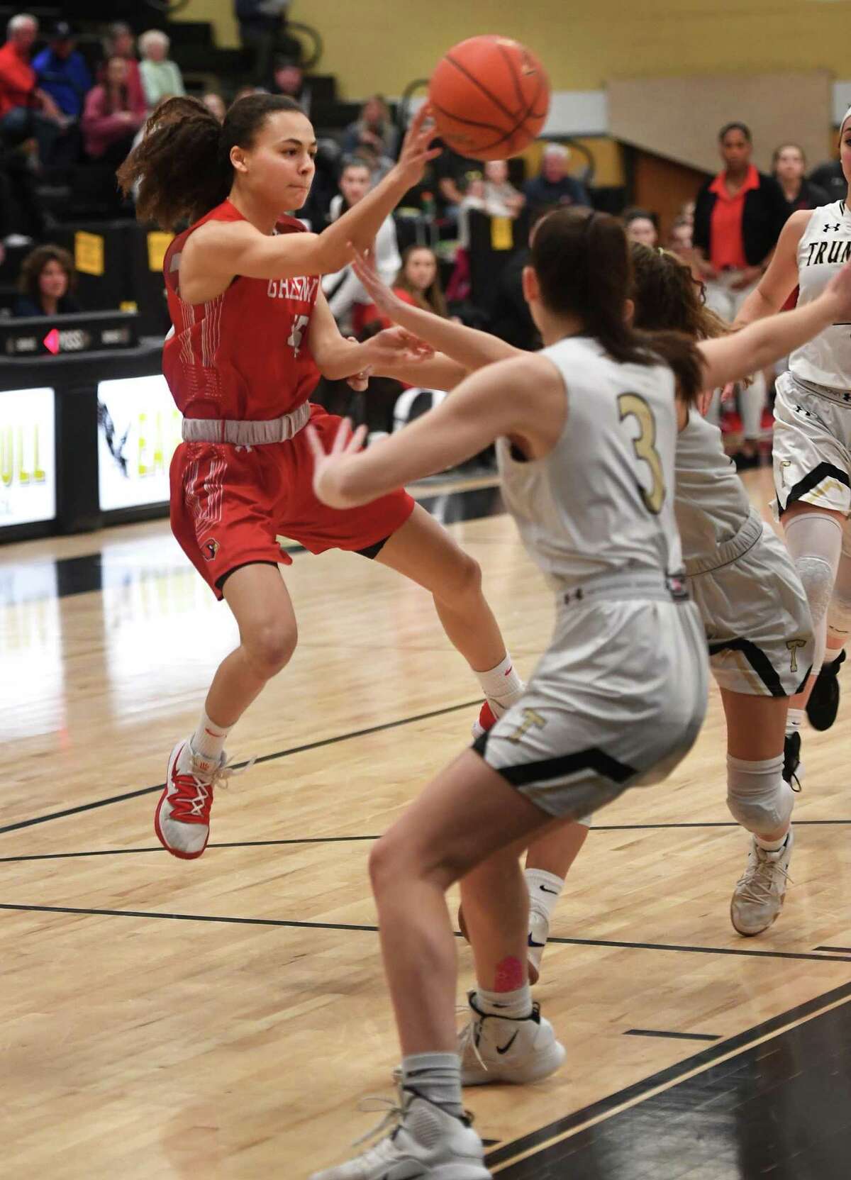 Greenwich basketball players Mackenzie Nelson, Ava Sollenne transfer to ...