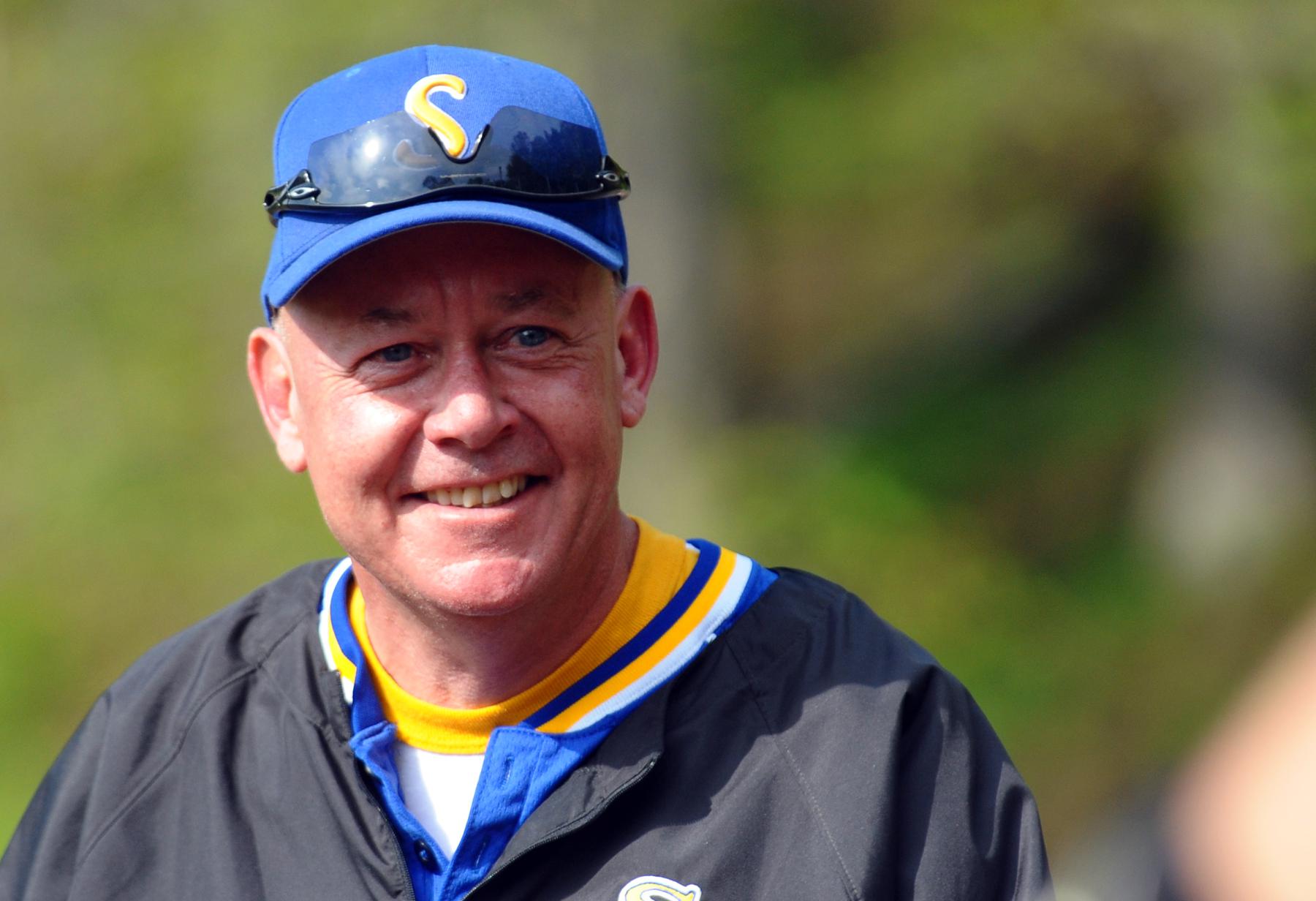 Jeff Jacobs: Seymour’s Kelo always a tough, demanding coach, a loyal friend