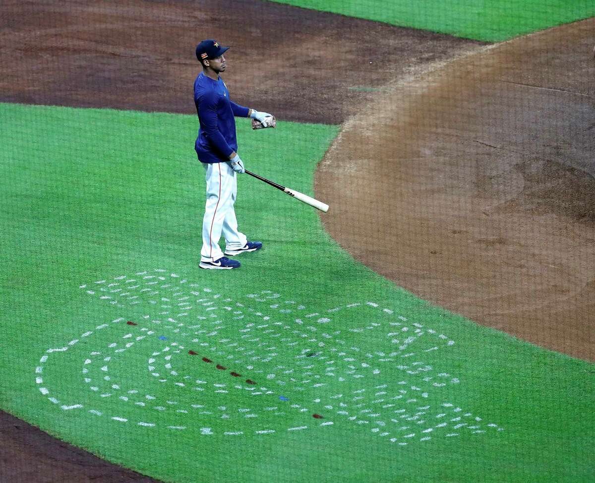 First look at fans' cardboard cutouts in Astros' Crawford Boxes