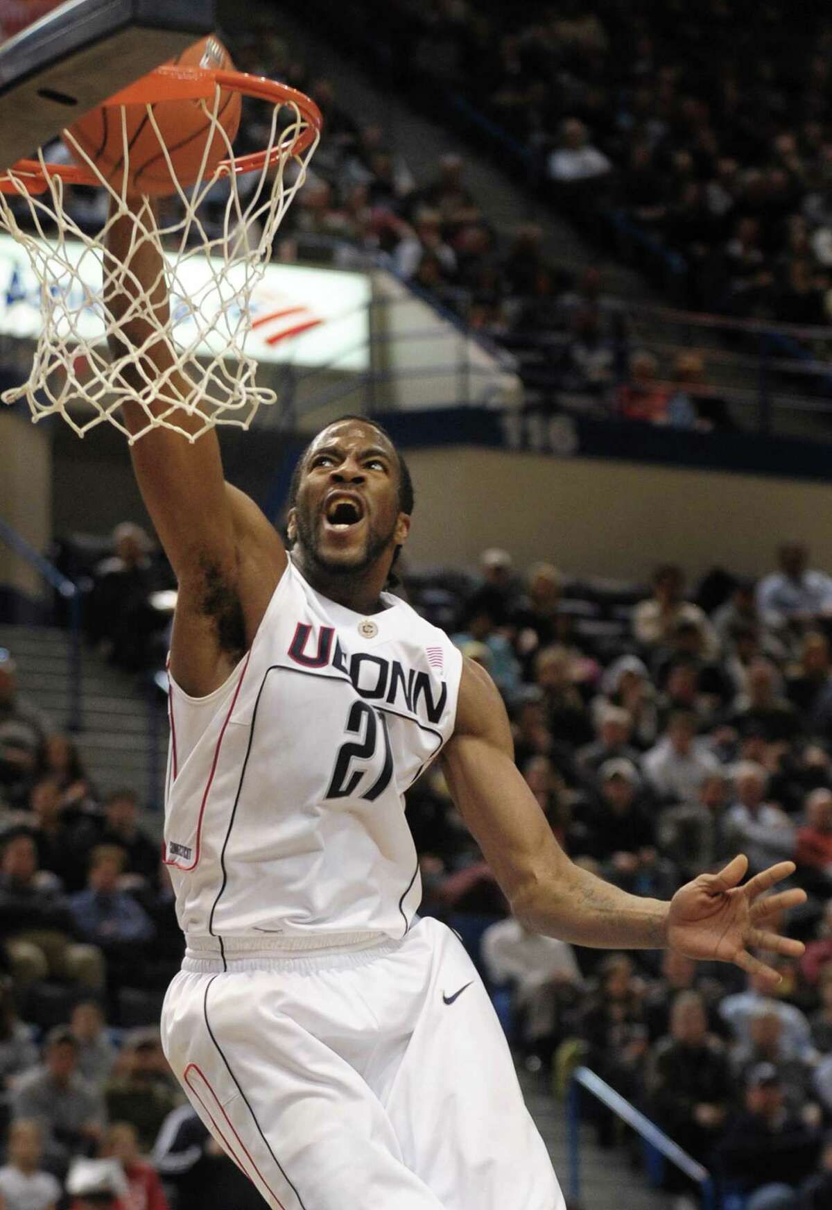 Former UConn men’s basketball standout Stanley Robinson dead at 32 Former UConn men’s basketball standout Stanley Robinson dead at 32