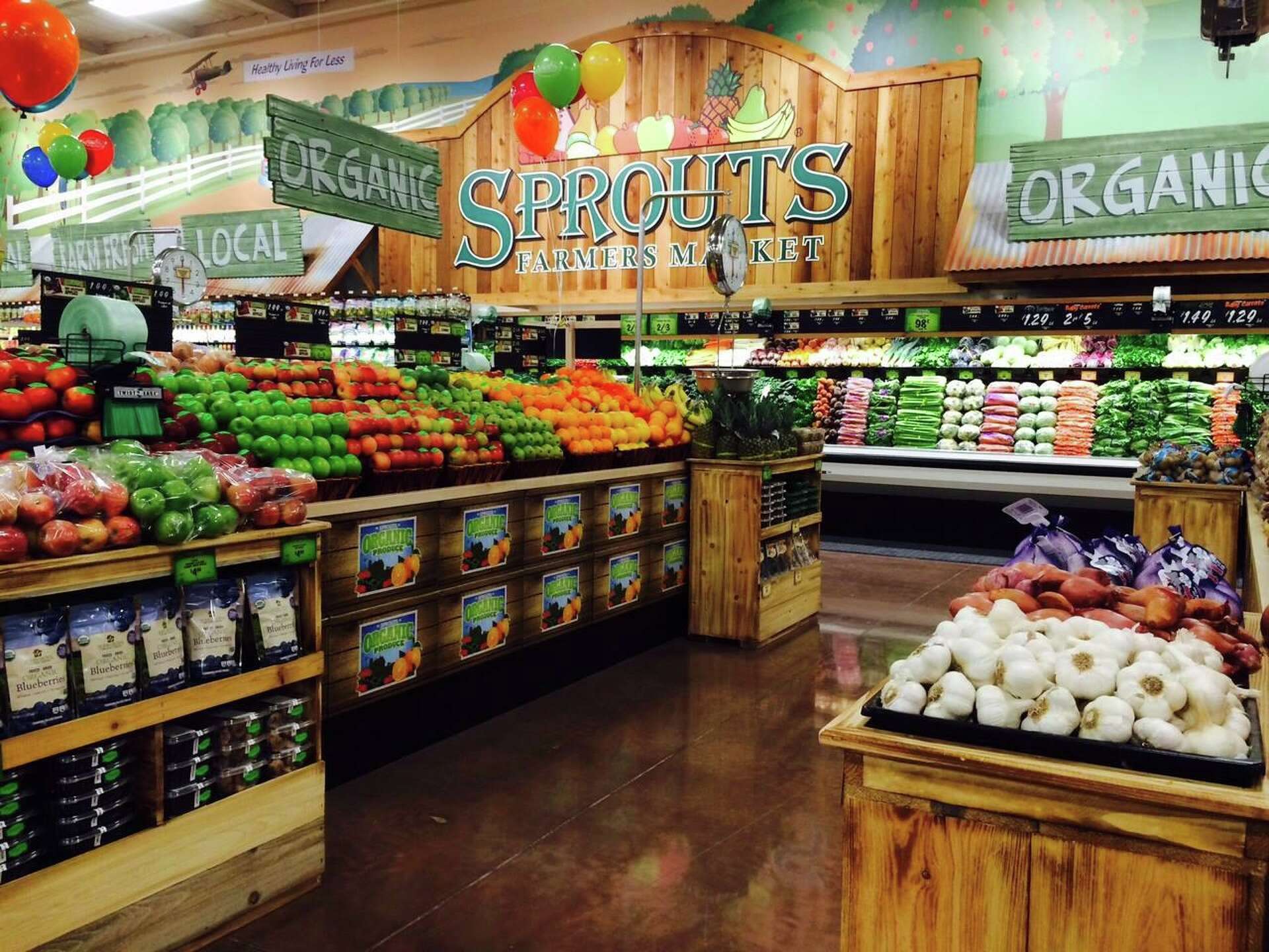 Sprouts Farmers Market stores close, leaving big box space available