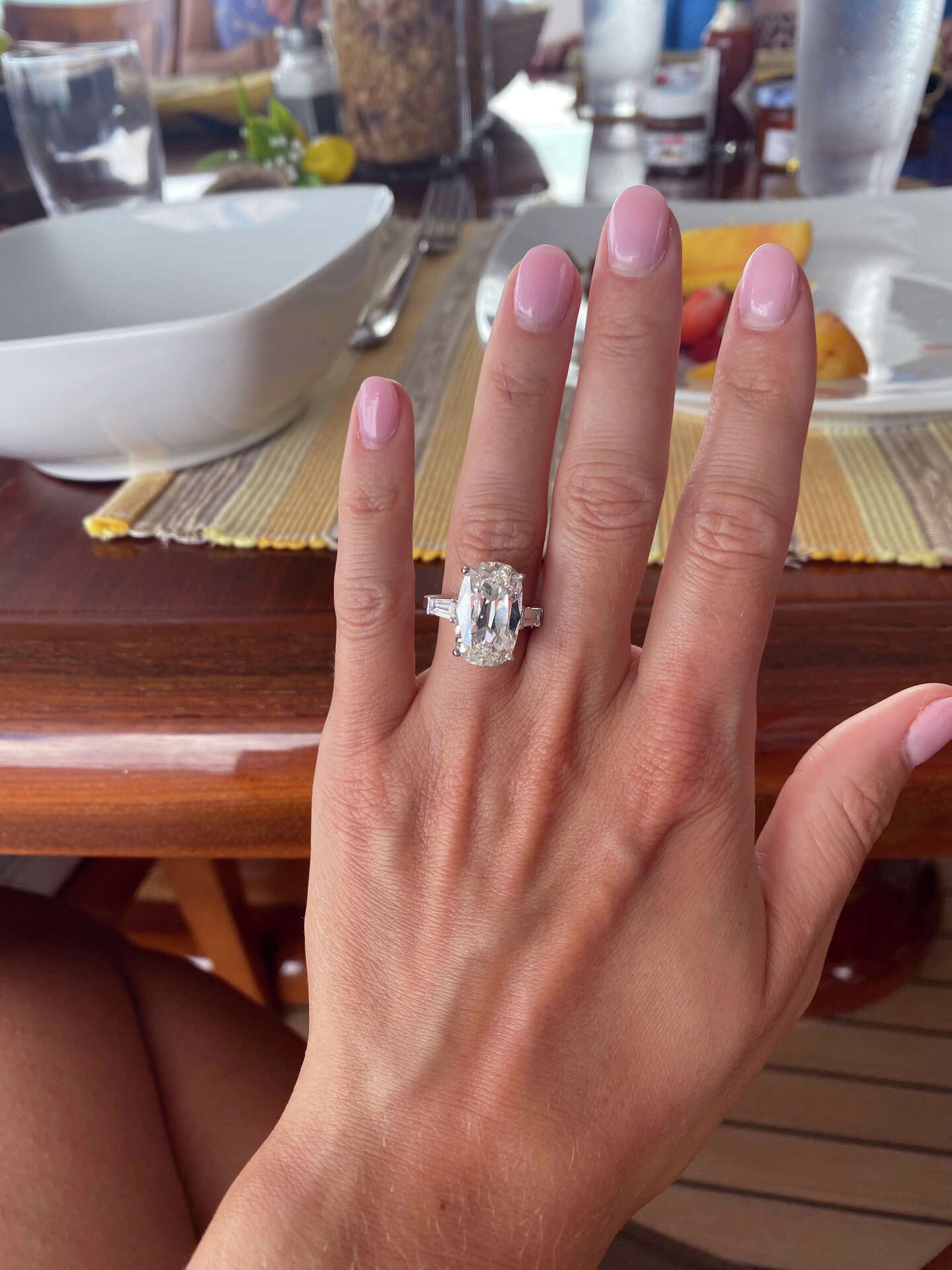 Tony Buzbee pops the question to Frances Moody on private yacht on her ...