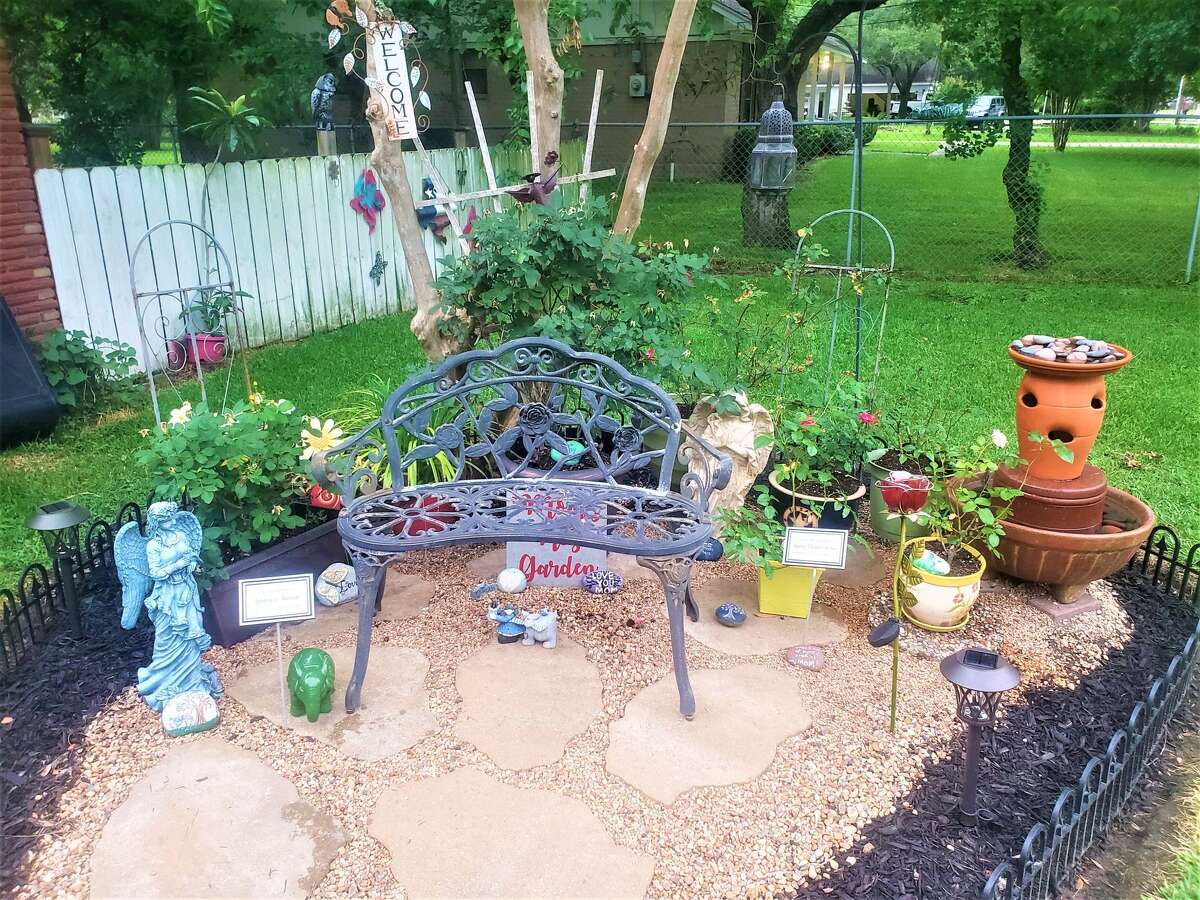 Prayer gardens are the latest pandemic project trend. Here's how you ...