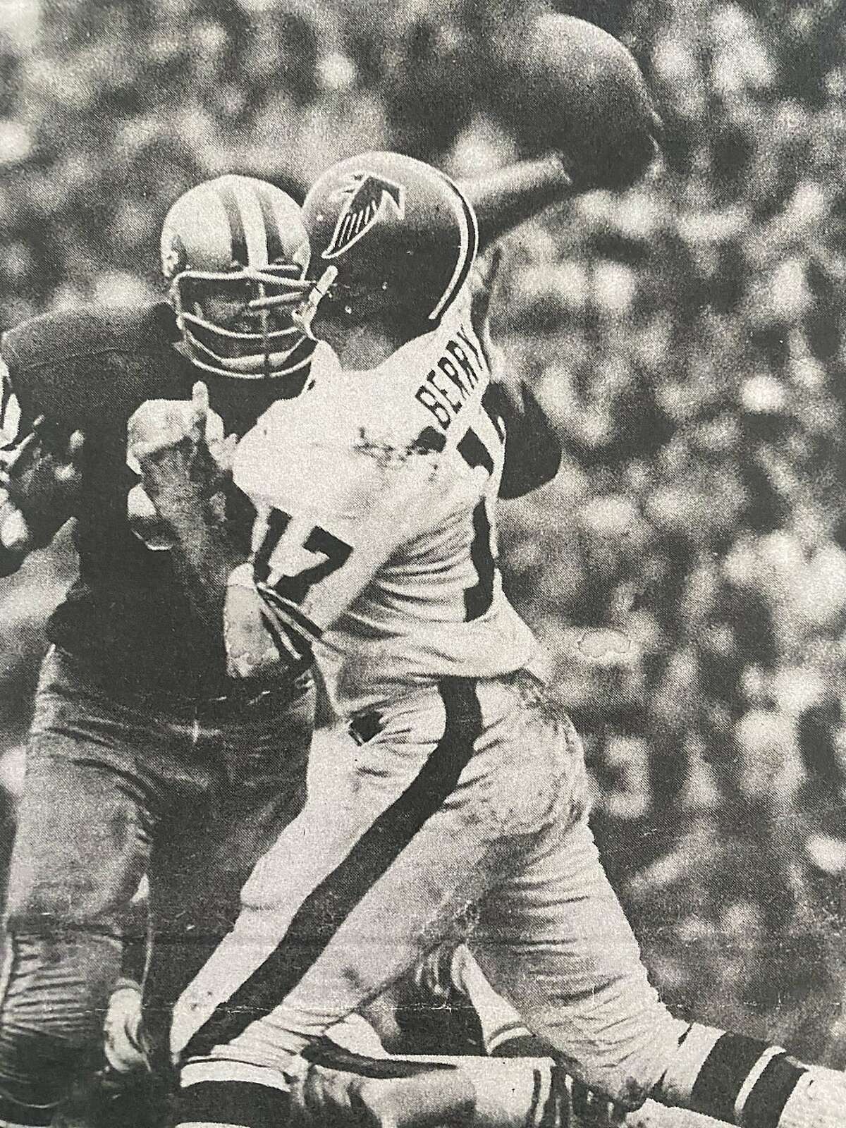 Former 49ers defensive lineman Stan Hindman dies at age 76