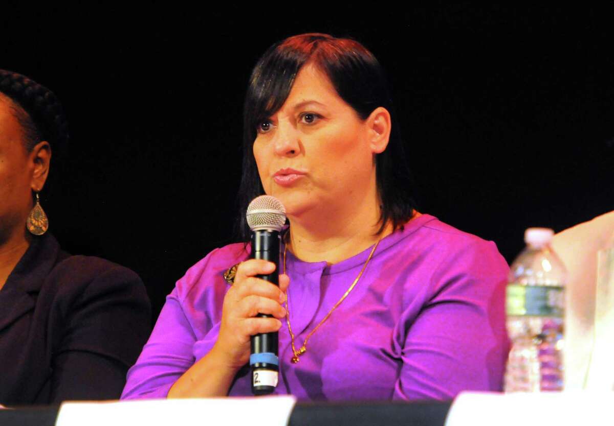 Saying mayor cannot ignore them, City Council members demand meeting on ...