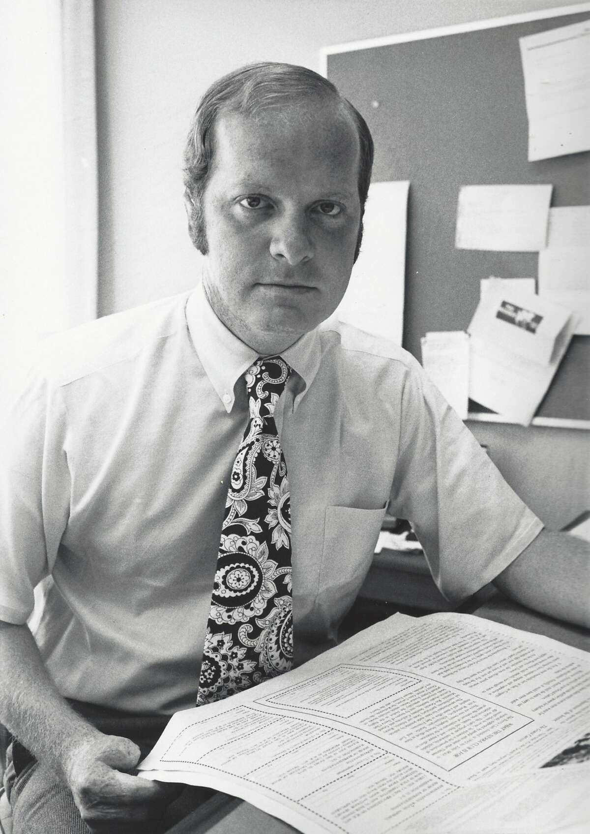 Jerry Lubenow, longtime SF journalist who ‘knew all the right people ...