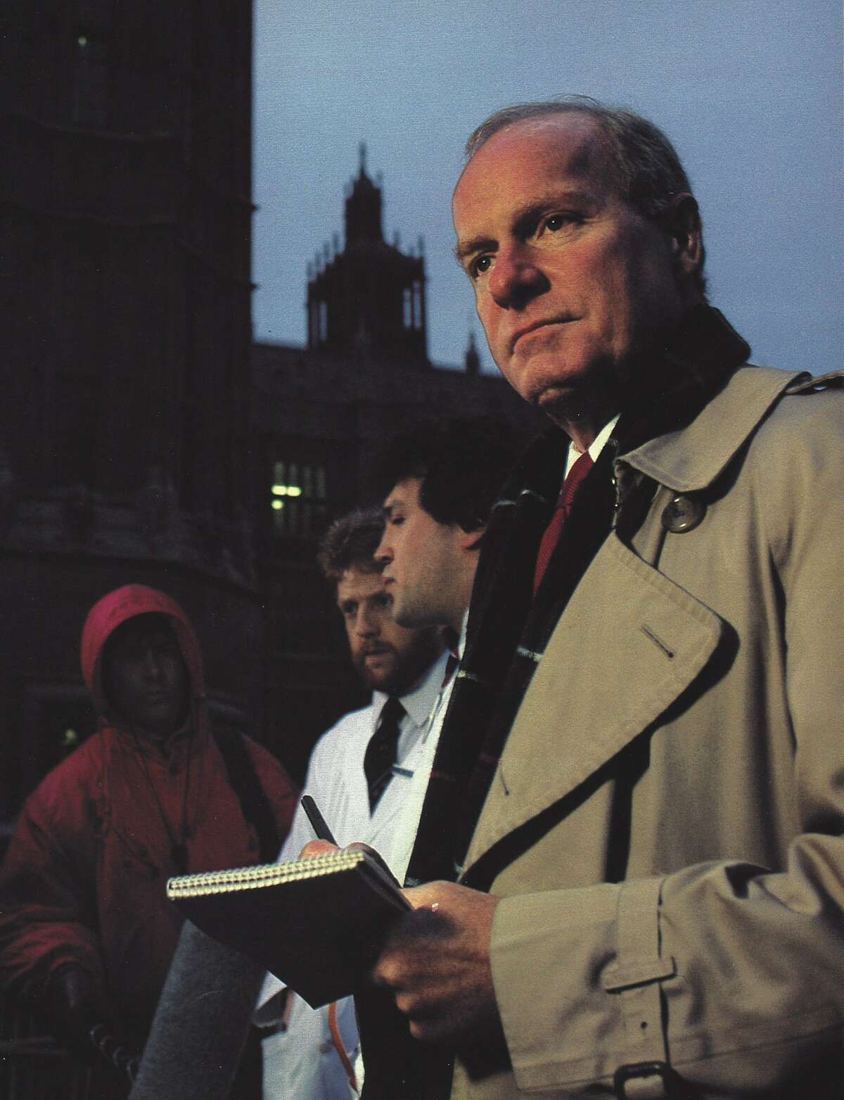 Jerry Lubenow, longtime SF journalist who ‘knew all the right people ...
