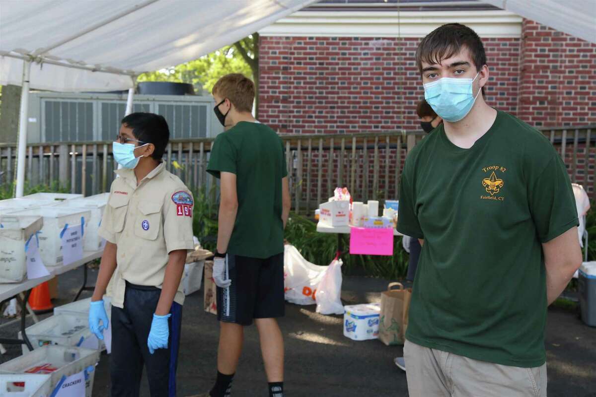 Photos: Boy Scouts lead ‘critical’ food drive for Operation Hope