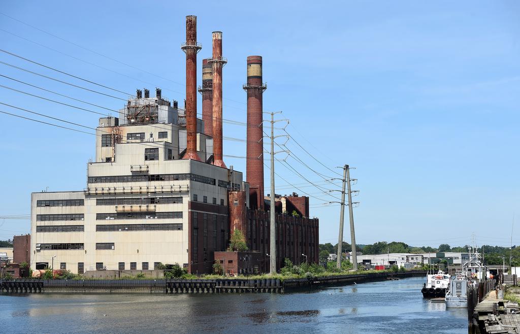 CT seeks to force UI to clean up English Station site in New Haven