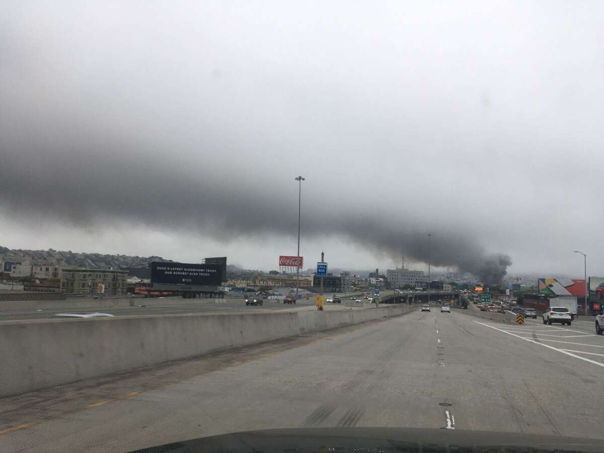 5-alarm structure fire in San Francisco sends flames and smoke into sky