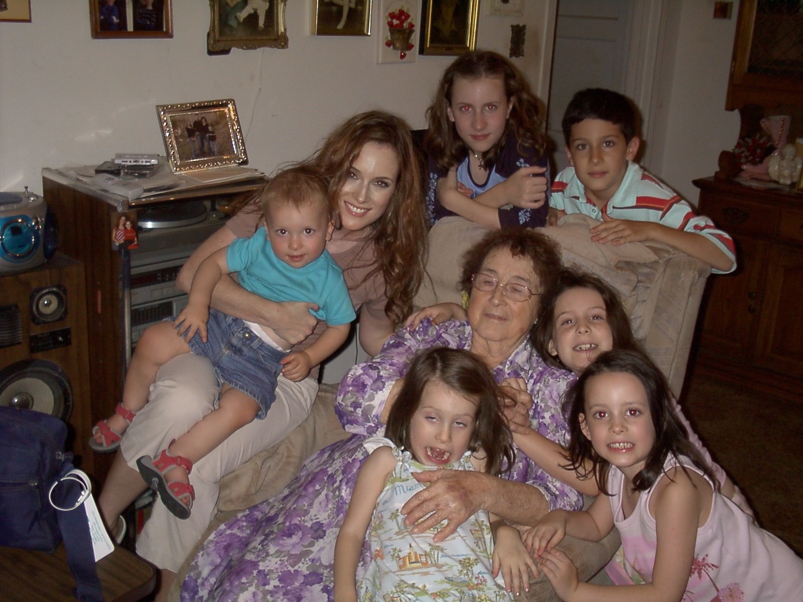 This Houston mom home-schooled 6 kids, and her tips for parents this ...