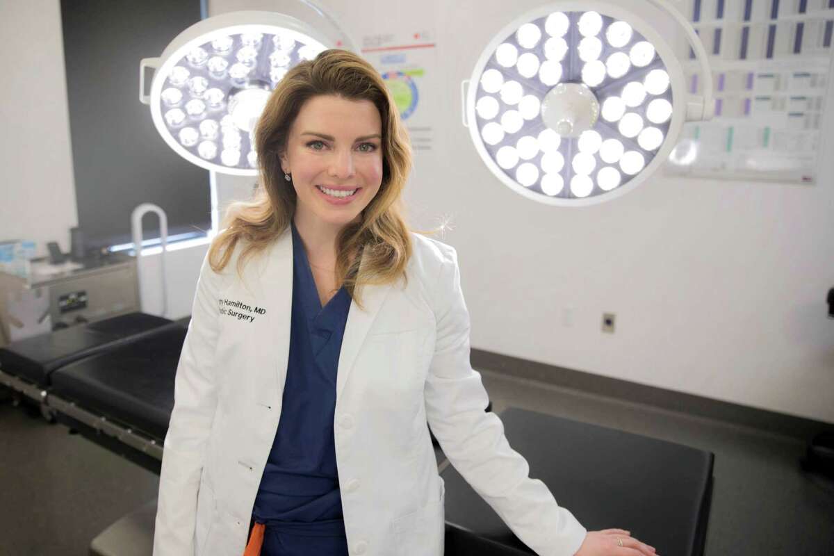 West U doctor helps launch new cosmetic surgery practice near Museum ...