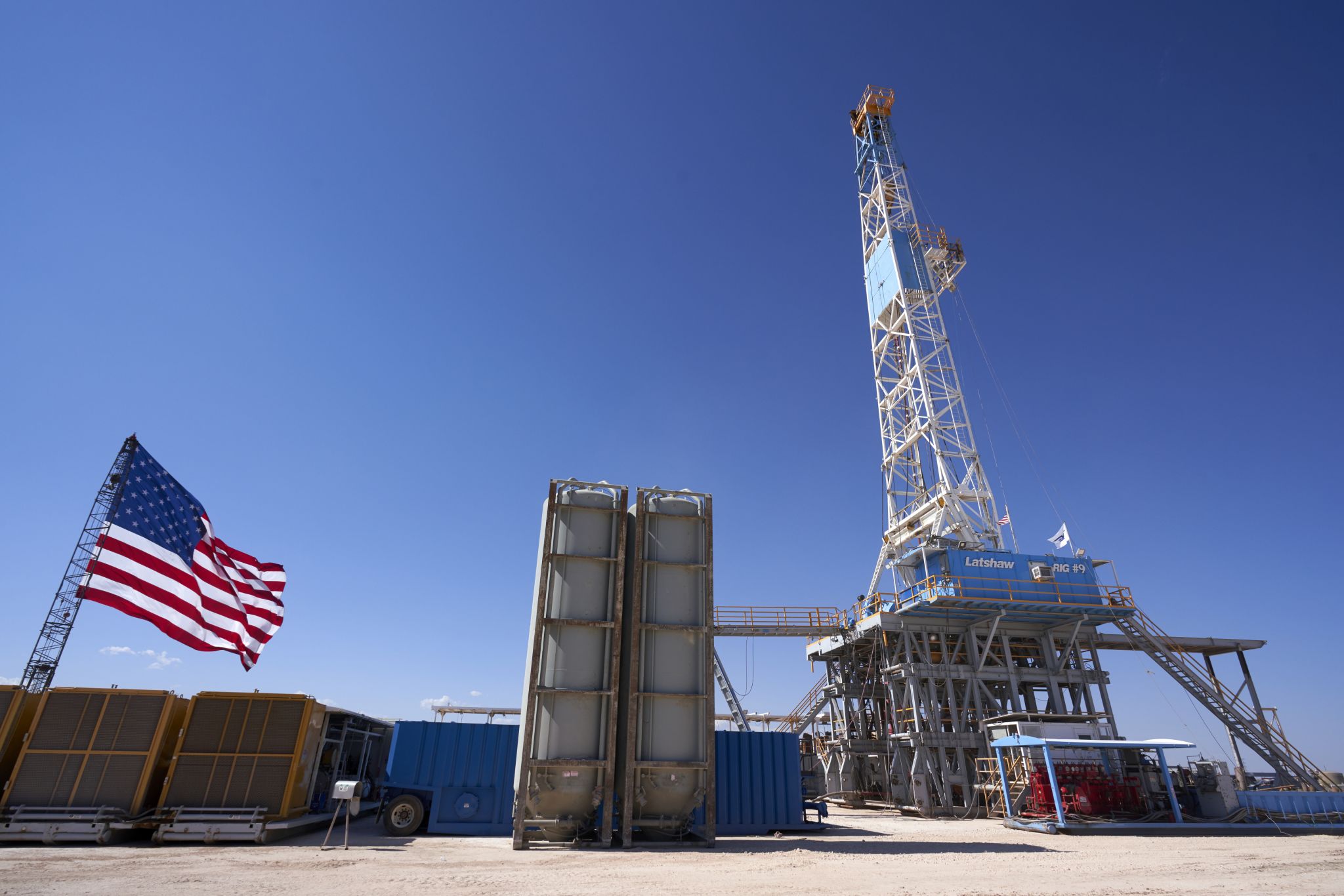Rig count jumps by 16 to 689 rigs