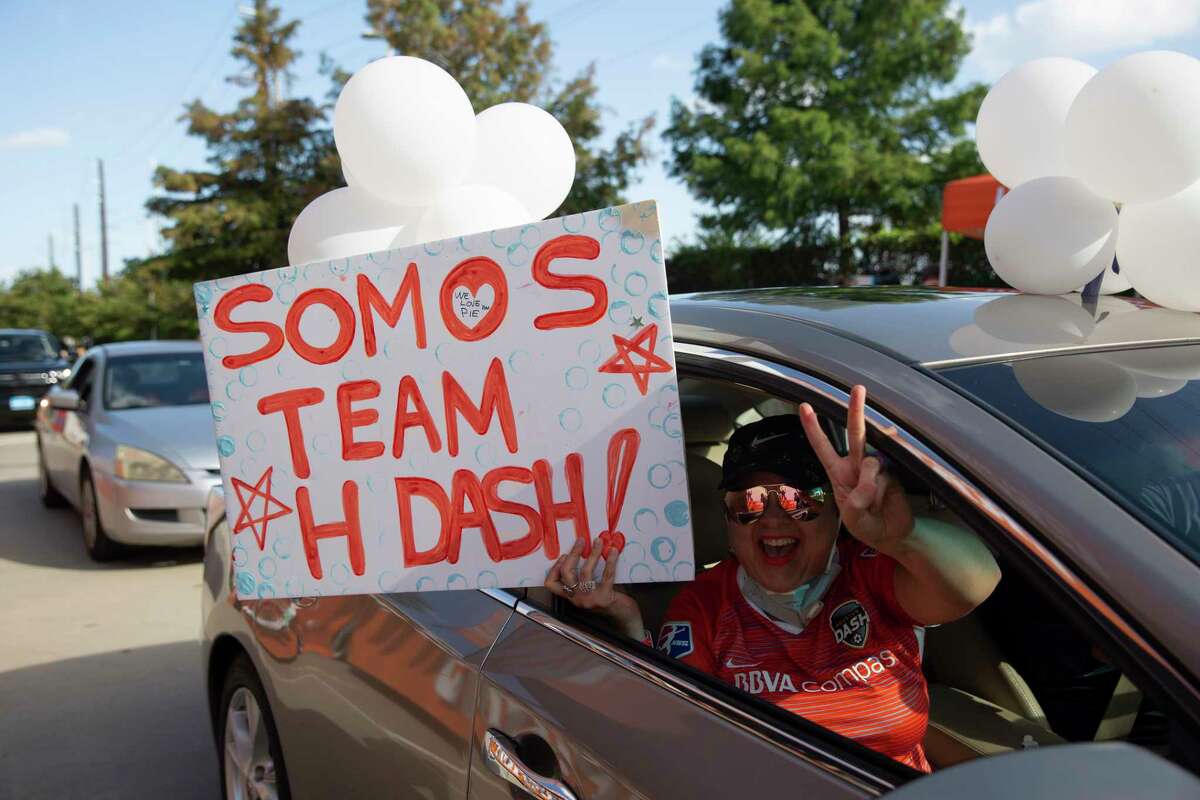 Photos: Dash's drive-thru championship celebration