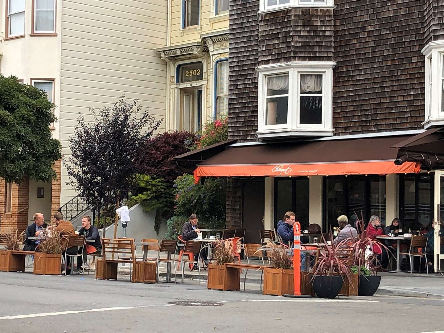 Restaurants are taking over parking spaces. Here are 6 ways to make ...