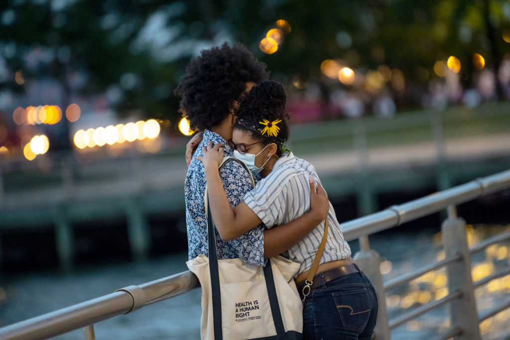 Experts suggest hugs needed more than ever during pandemic