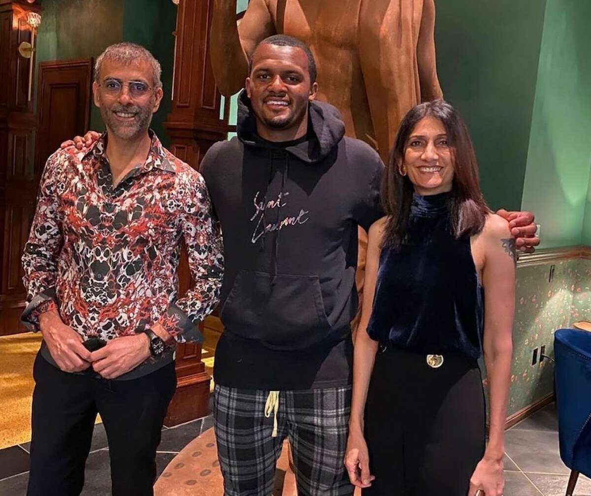 Texans quarterback Deshaun Watson hits up posh Galleria restaurant for dinner