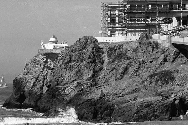 Cliff House: A century of photos of the many lives of an SF icon ...