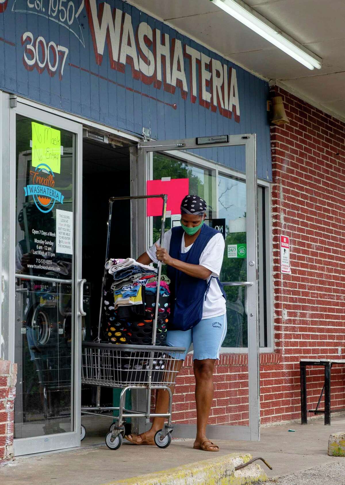 COVID coin shortage taking a toll on Houston customers, businesses