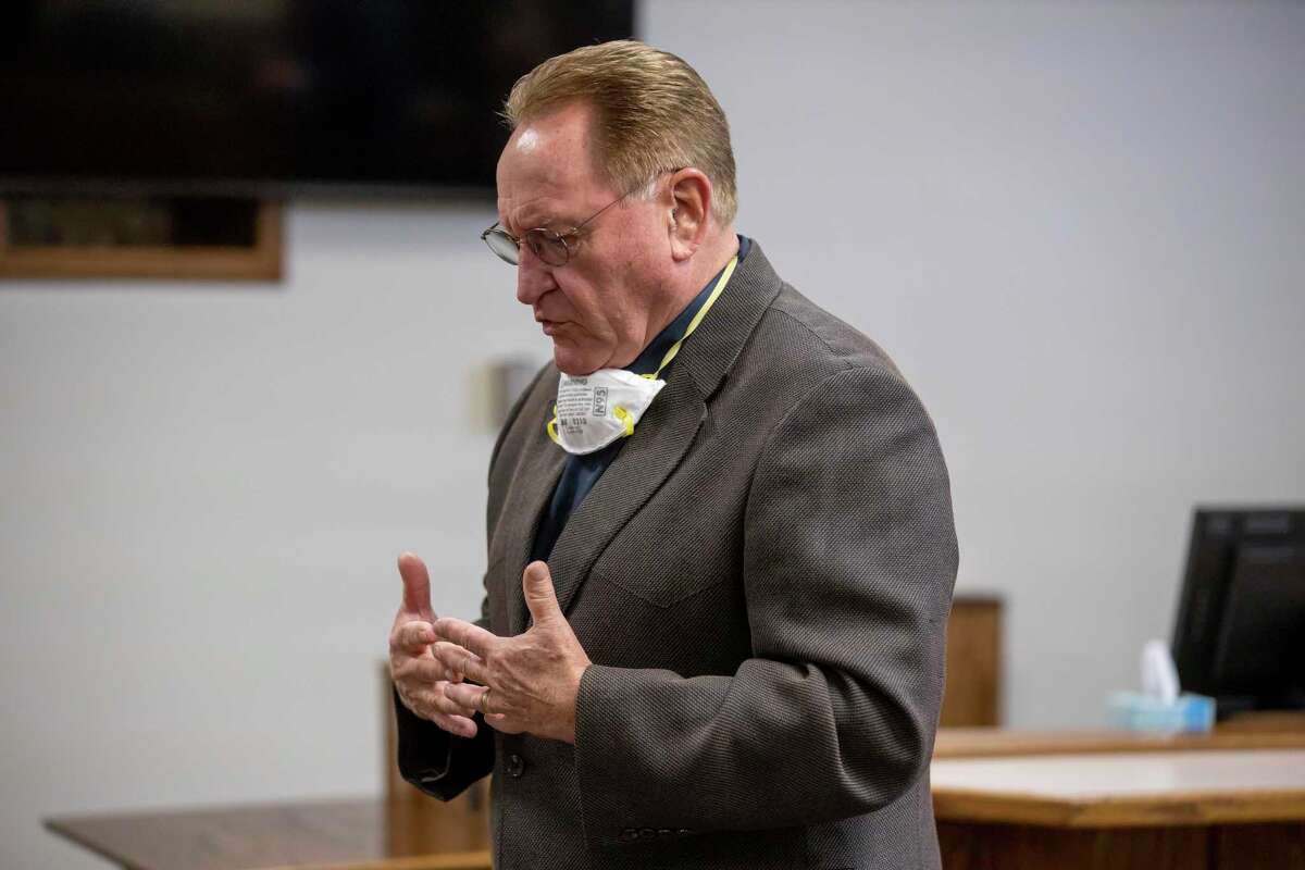 Santini takes interim bench of new 457th state District Court