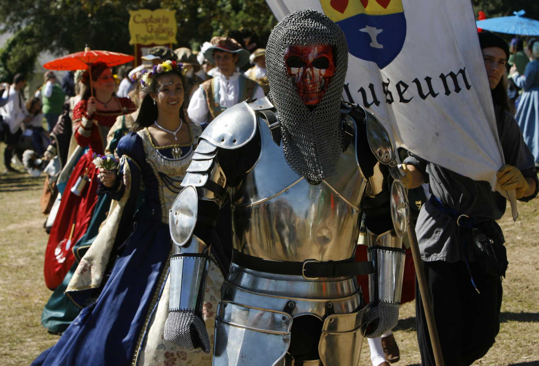 Texas Renaissance Festival is the latest mask battleground
