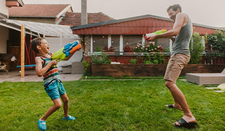Six Cheap Ways to Entertain the Kids This Summer