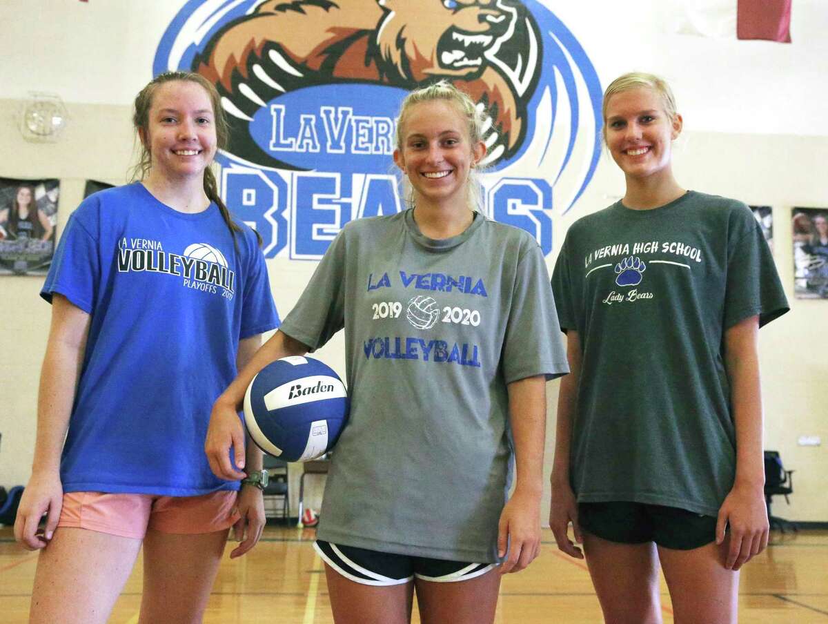 UIL Sub-5A volleyball preview: La Vernia looks to continue dominance