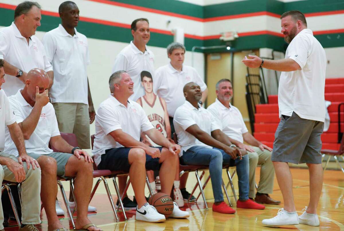 Chris Beard, McCullough teammates gather for reunion