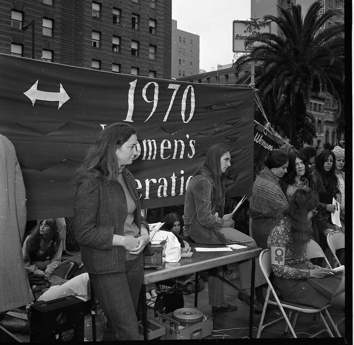 Aileen Hernandez, Gloria Steinem and the ERA: Historic photos of women ...