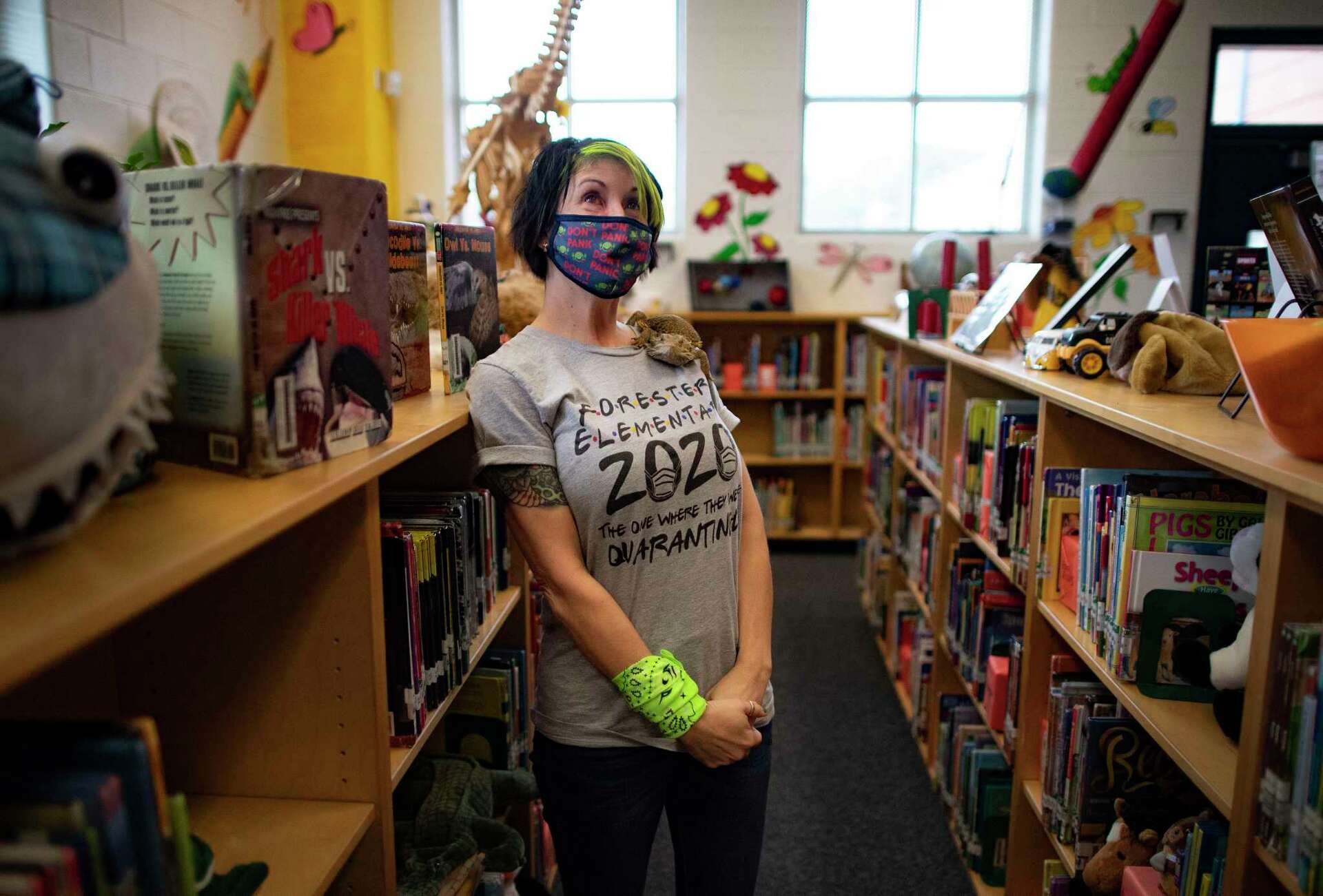 Roller derby-skating, reptile-loving librarian encourages San Antonio ...