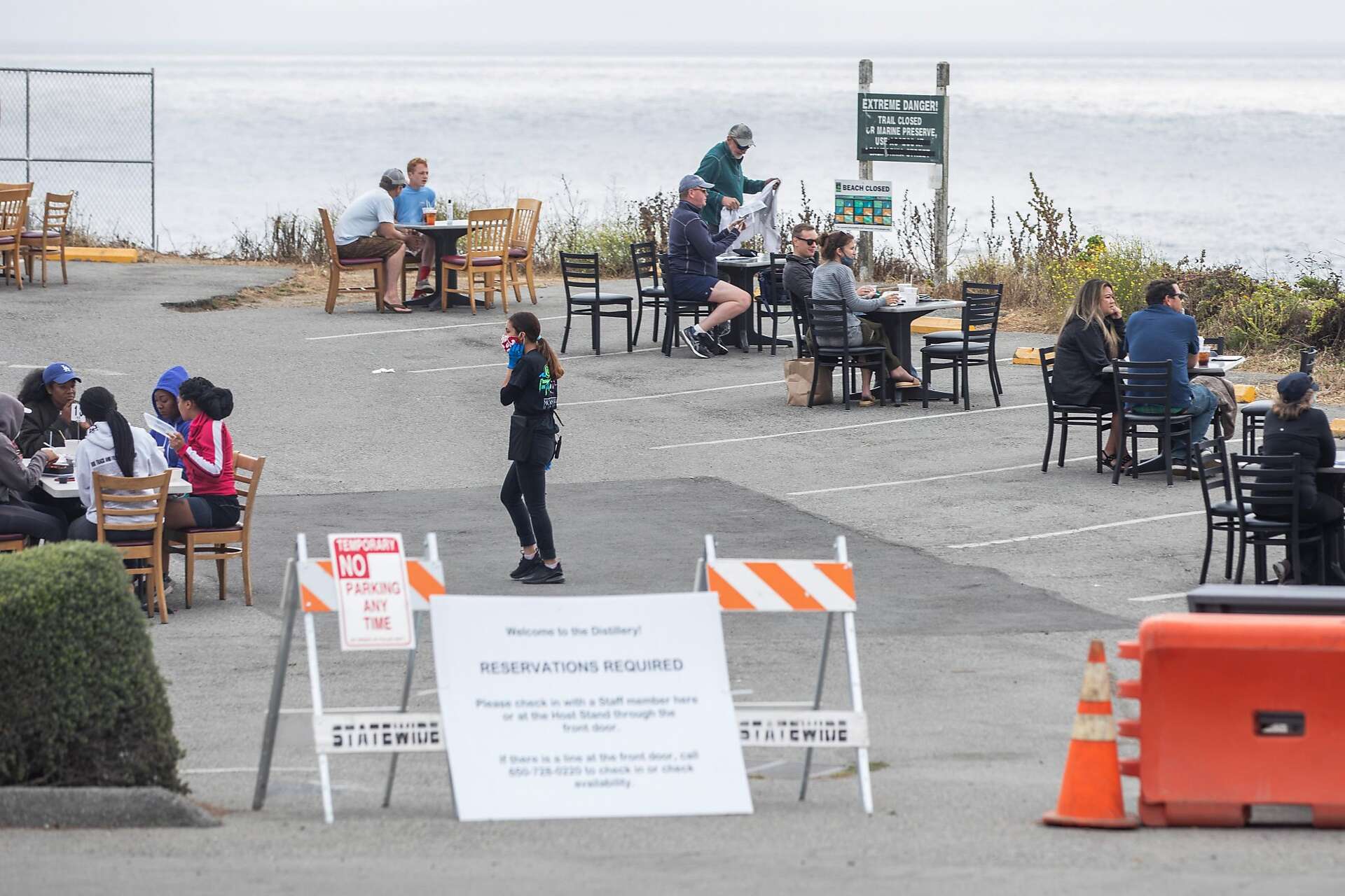 13 scenic waterfront restaurants open in the Bay Area for dining with a ...