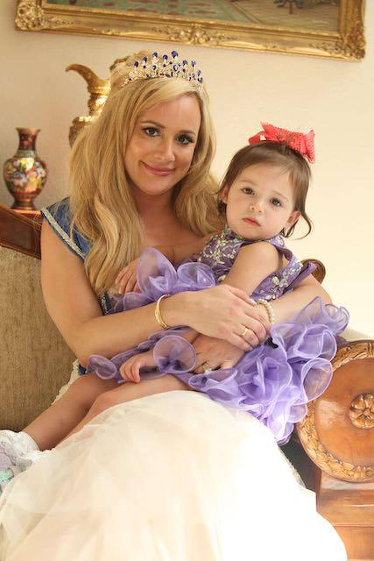 Memorial lawyer, “Bachelor’ contestant Erica Rose Sanders wins pageant ...