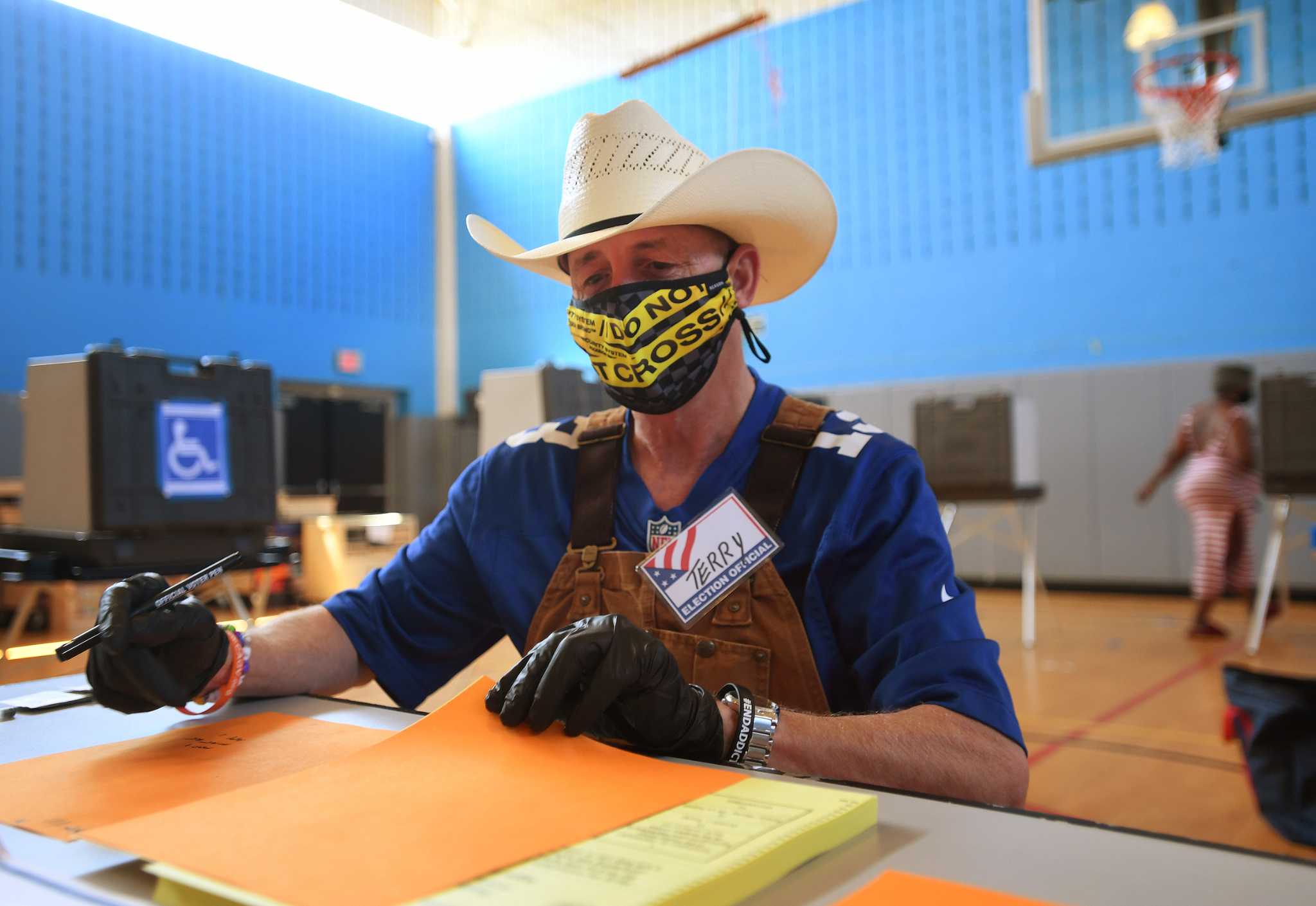 Here’s what you need to know about voting in person in CT