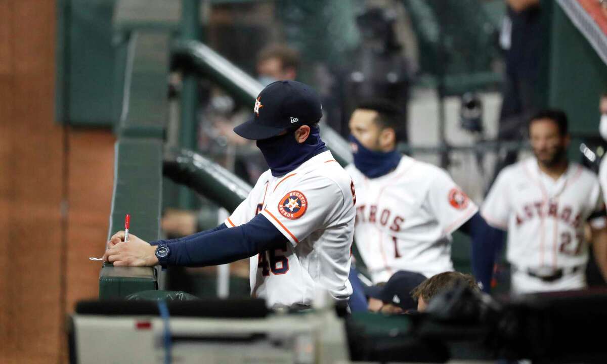 Crawford's RBI in 10th lifts Giants over Astros