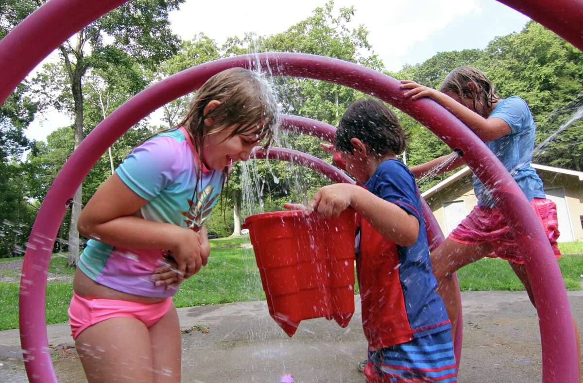 9 splash pads in Connecticut for kids to cool off this summer