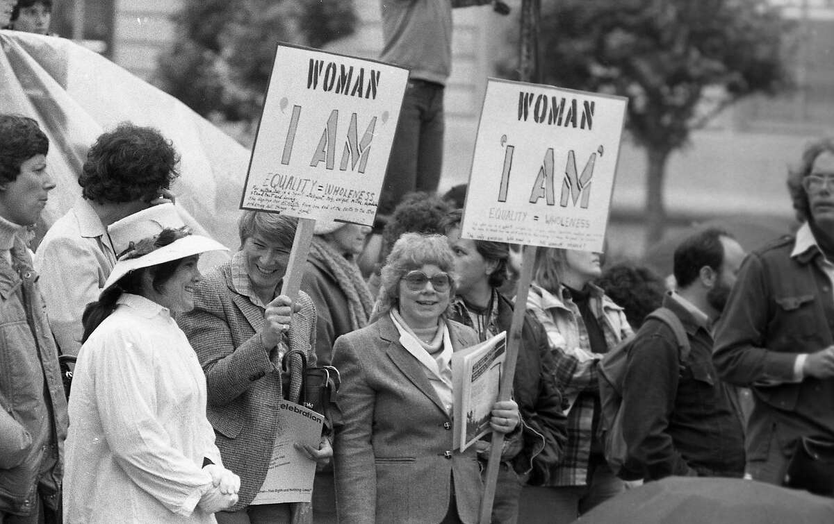 Aileen Hernandez, Gloria Steinem and the ERA: Historic photos of women calling for equal rights ...
