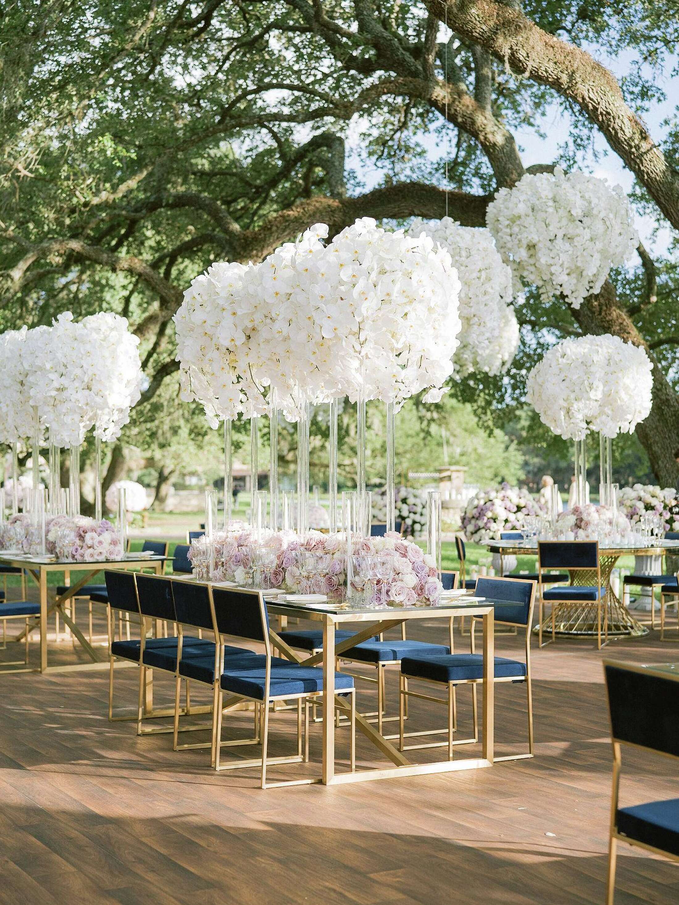 Dr. Elizabeth McIngvale, Mattress Mack’s daughter, finds love mid-flight and marries during pandemic