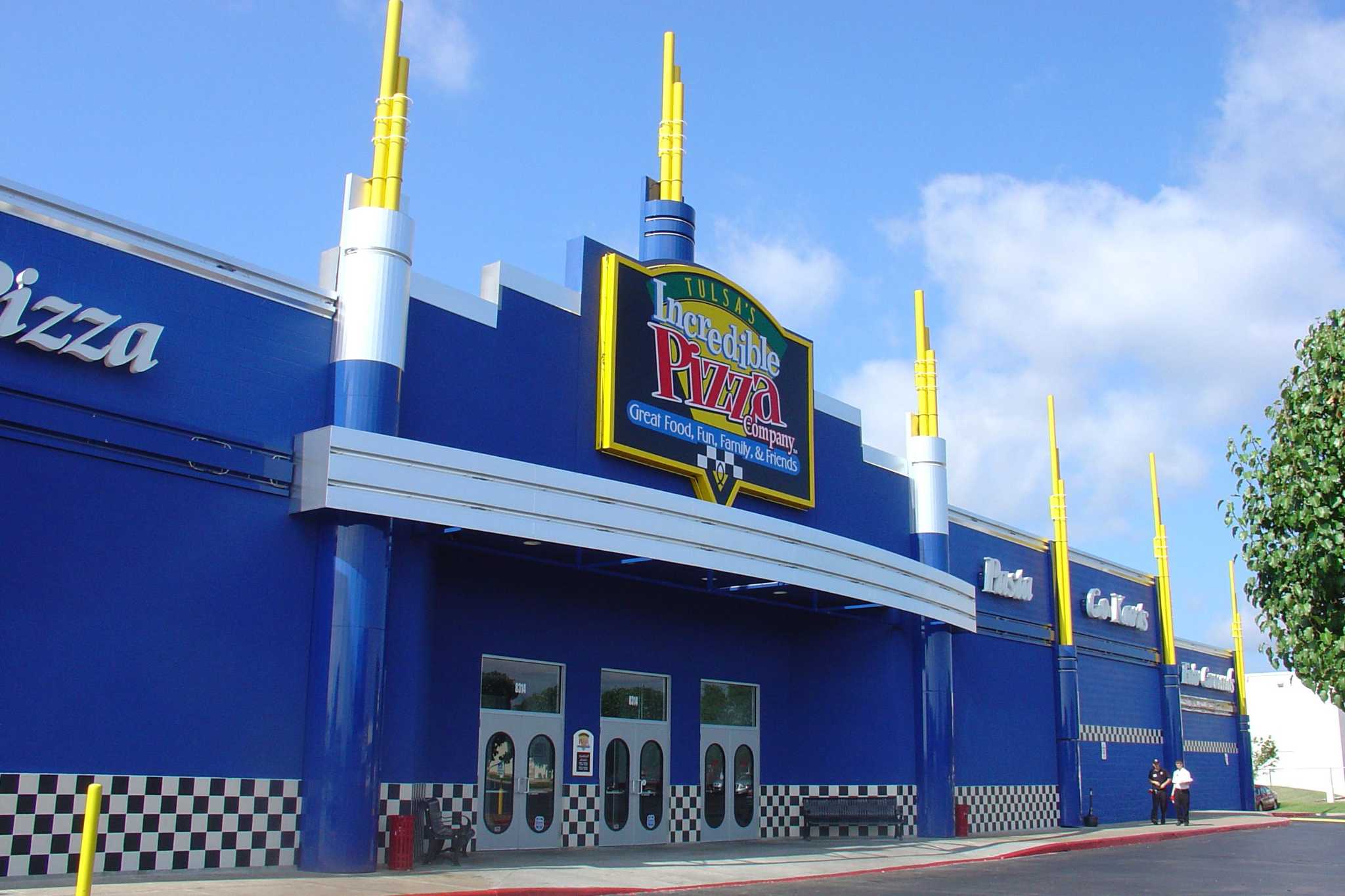 Incredible Pizza hosts ‘Thank You’ for front line workers