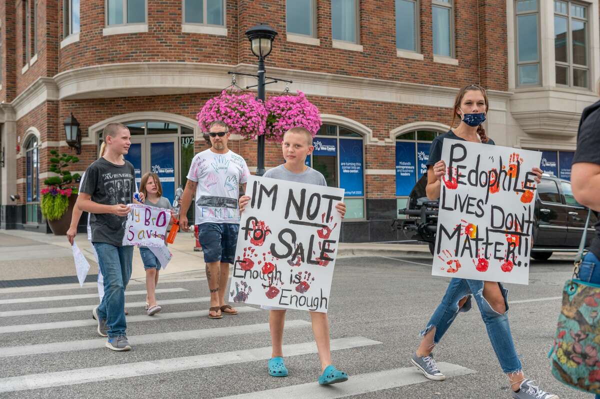 Midland Protesters raise awareness of child abuse, human trafficking ...