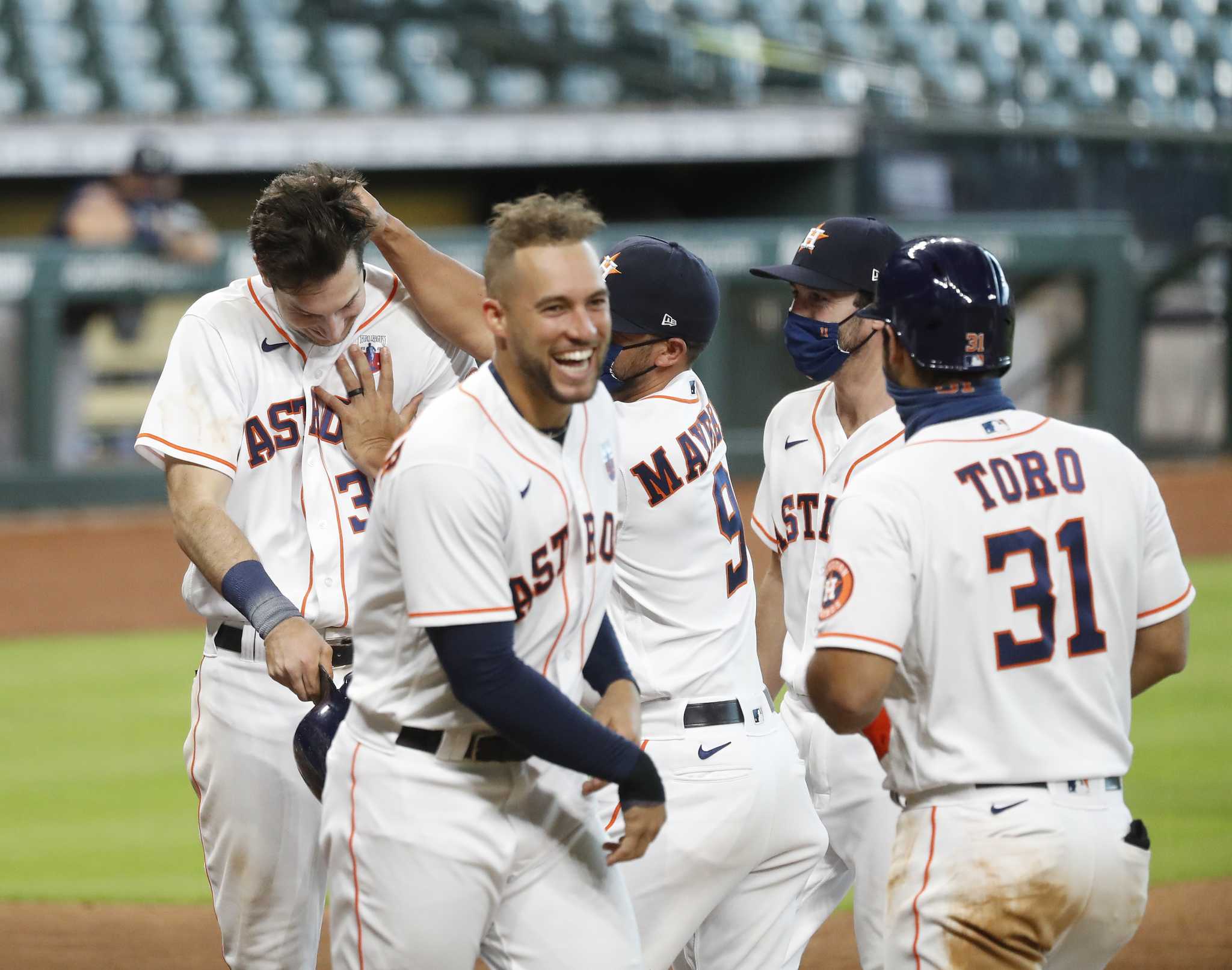 Astros sweep Mariners with Kyle Tucker's walkoff homer