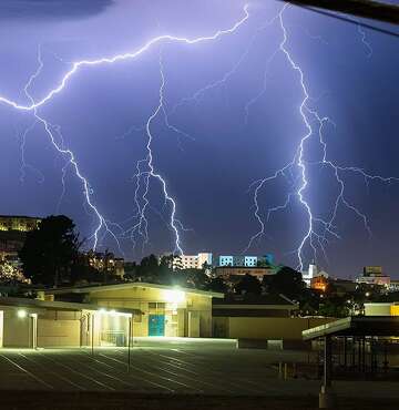 See the most stunning Bay Area lightning storm photos from this weekend