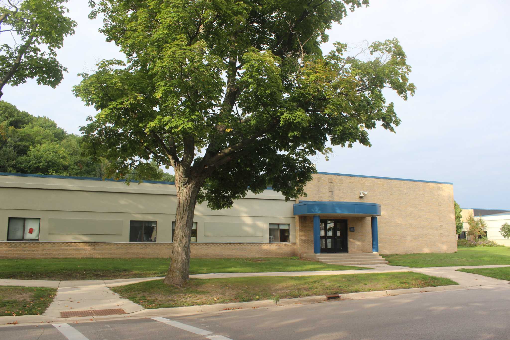 Frankfort-Elberta Schools plans 'soft start' to school year