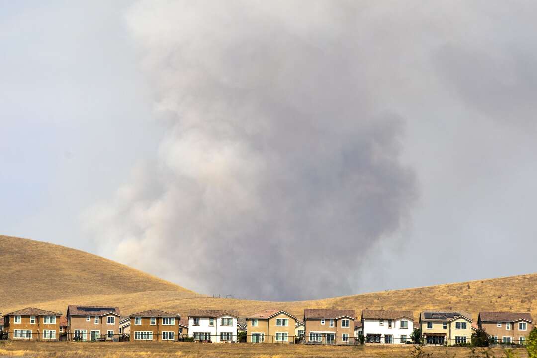 SCU Lightning Complex burns 48,000 more acres on Saturday alone