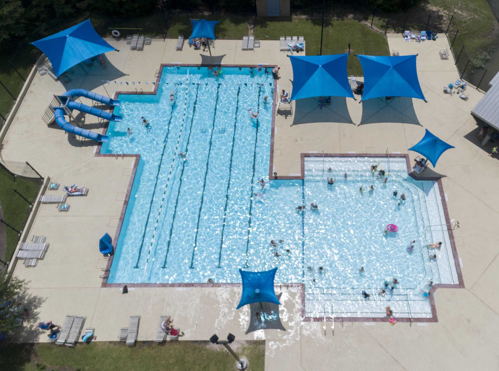 Woodlands pool season winds down with limited fall hours